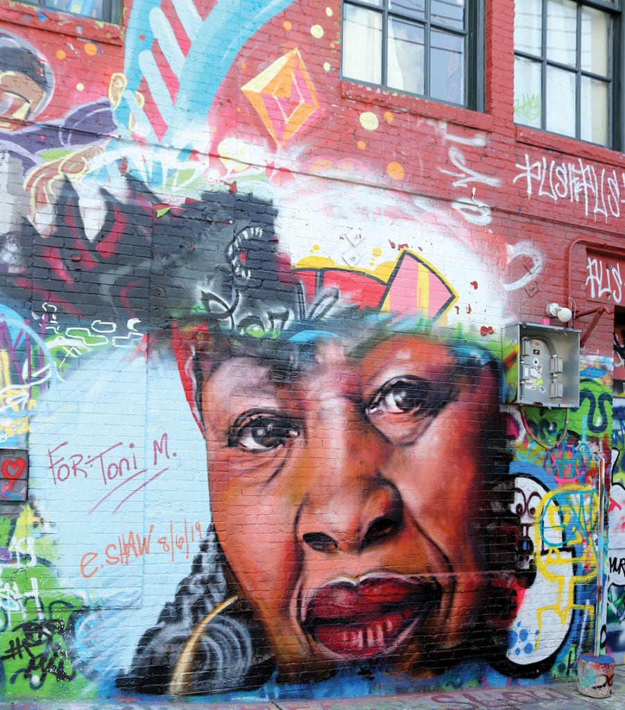 ELYSIAN Magazine | Toni Morrison - A Legacy With Books ELYSIAN Magazine | Toni Morrison - A Legacy With Books